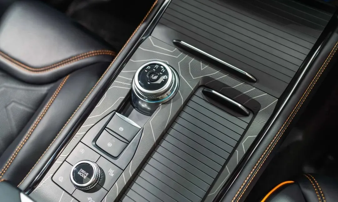 Automotive CMF design process - 涟一CMF创新研究