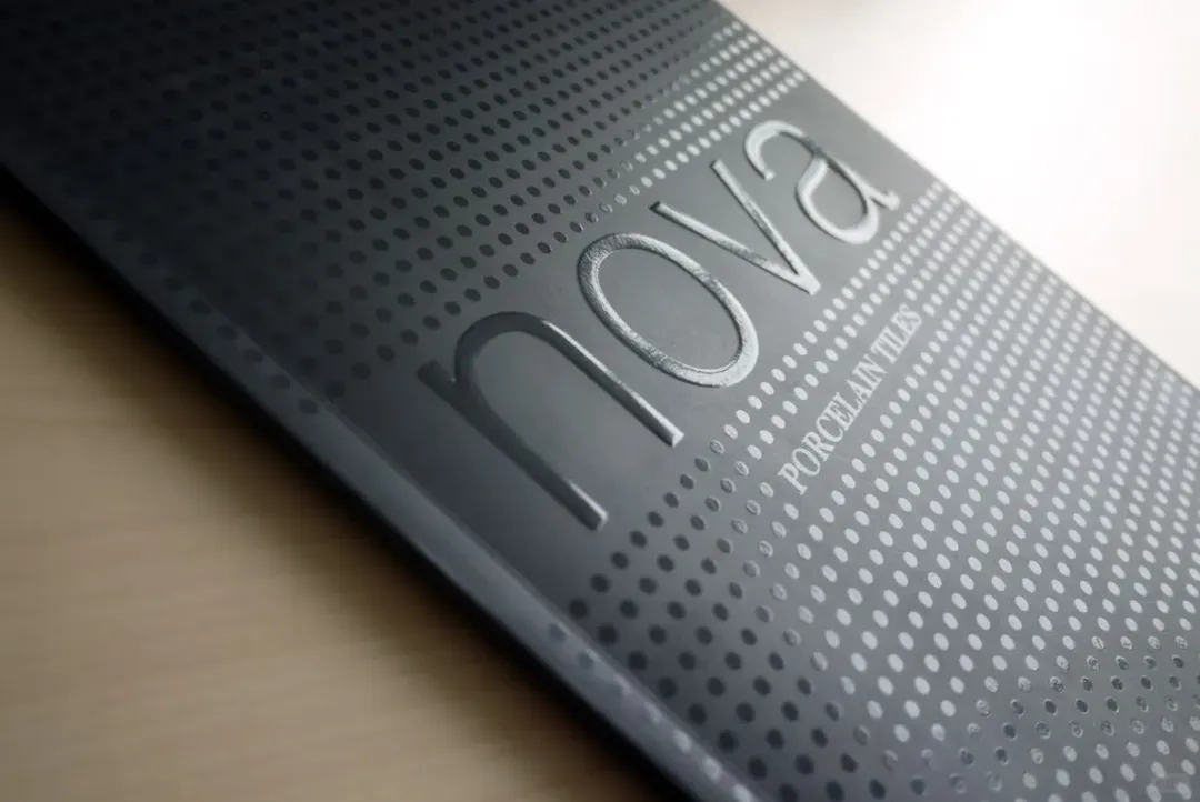 CMF工艺 | 告别晒版，UV打印让创意秒固化 - 涟一CMF创新研究